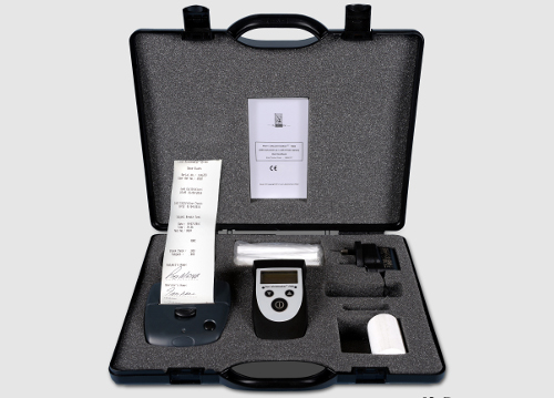 ALCO-Safe > Products > Alcohol Testing - Breathalysers > Lion ...