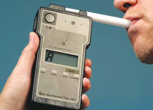 ALCO-Safe > Products > Alcohol Testing - Breathalysers > Lion ...